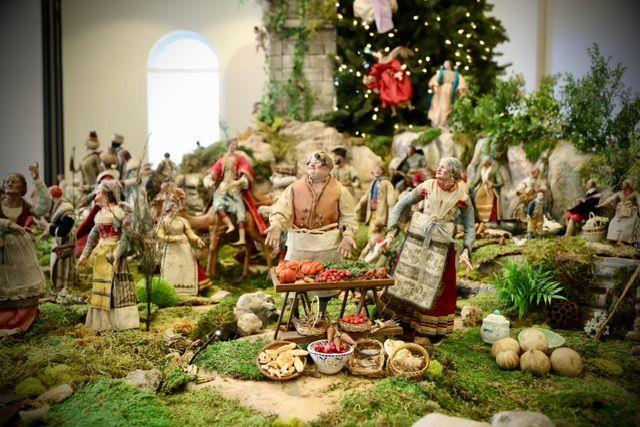 Bethlehem Tree créche comes to Oxford for holiday season | The Panolian